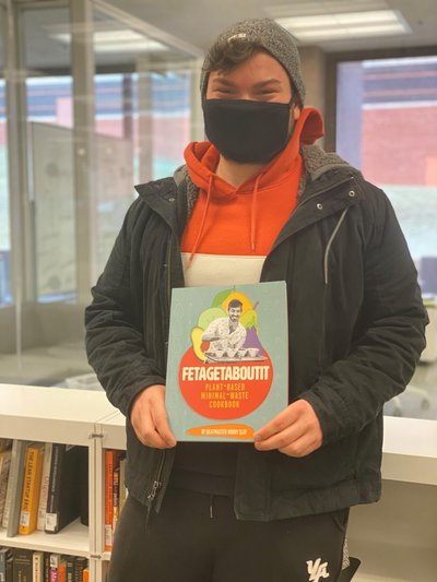 Ethan Tyo ’17 G’21 publishes his first book on plant-based food to ...